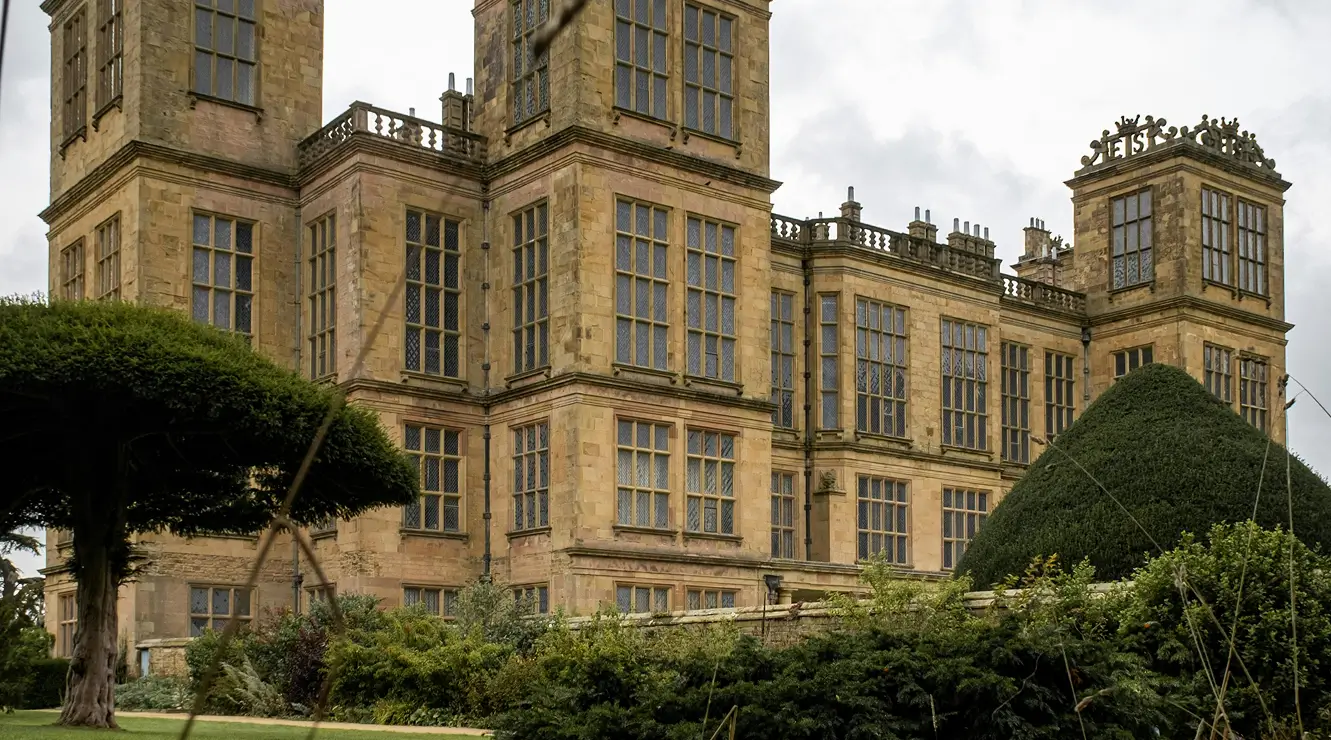 Who we work with - Hugo Montgomery